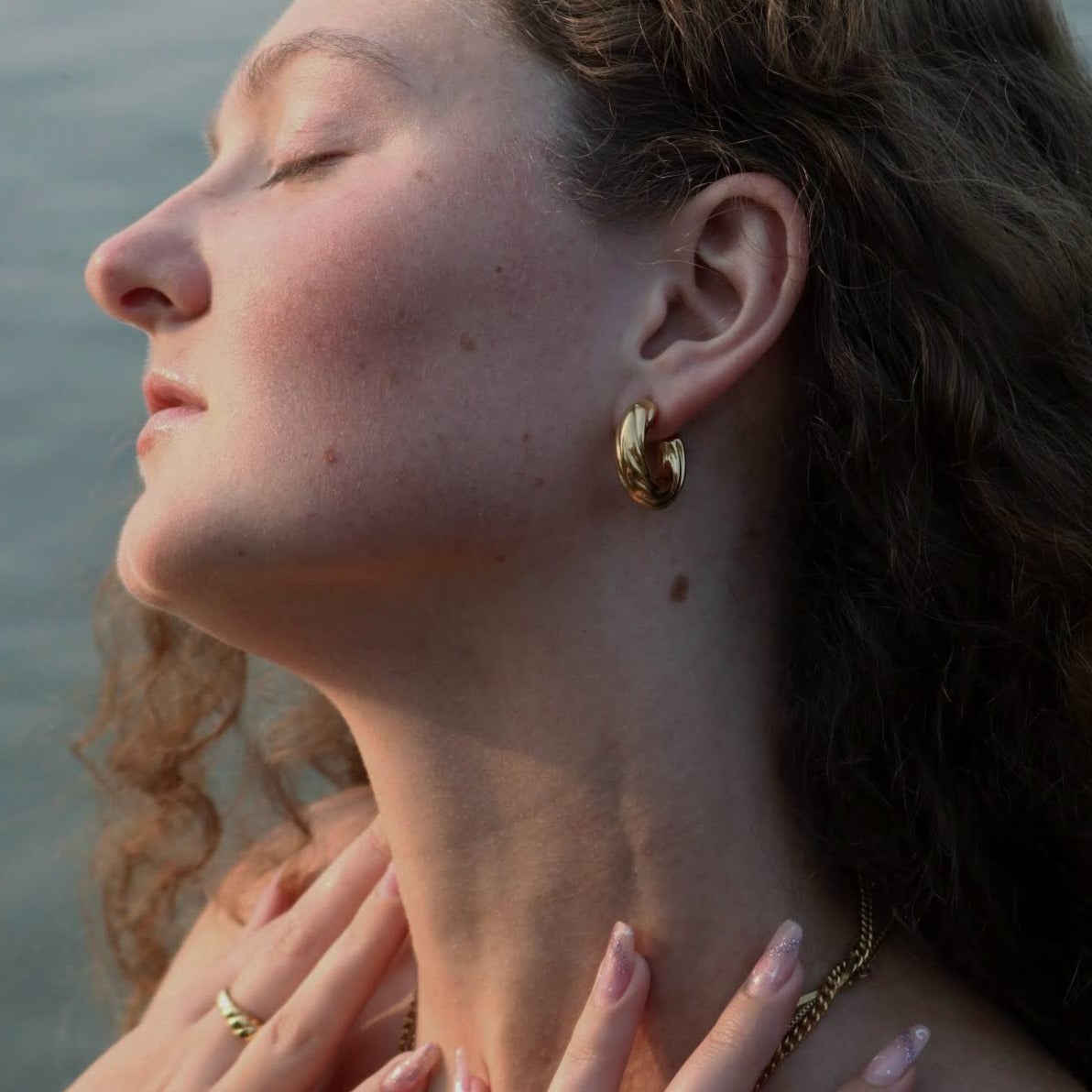 Valencia Twisted Hoop Earrings | Cerise Jewelry